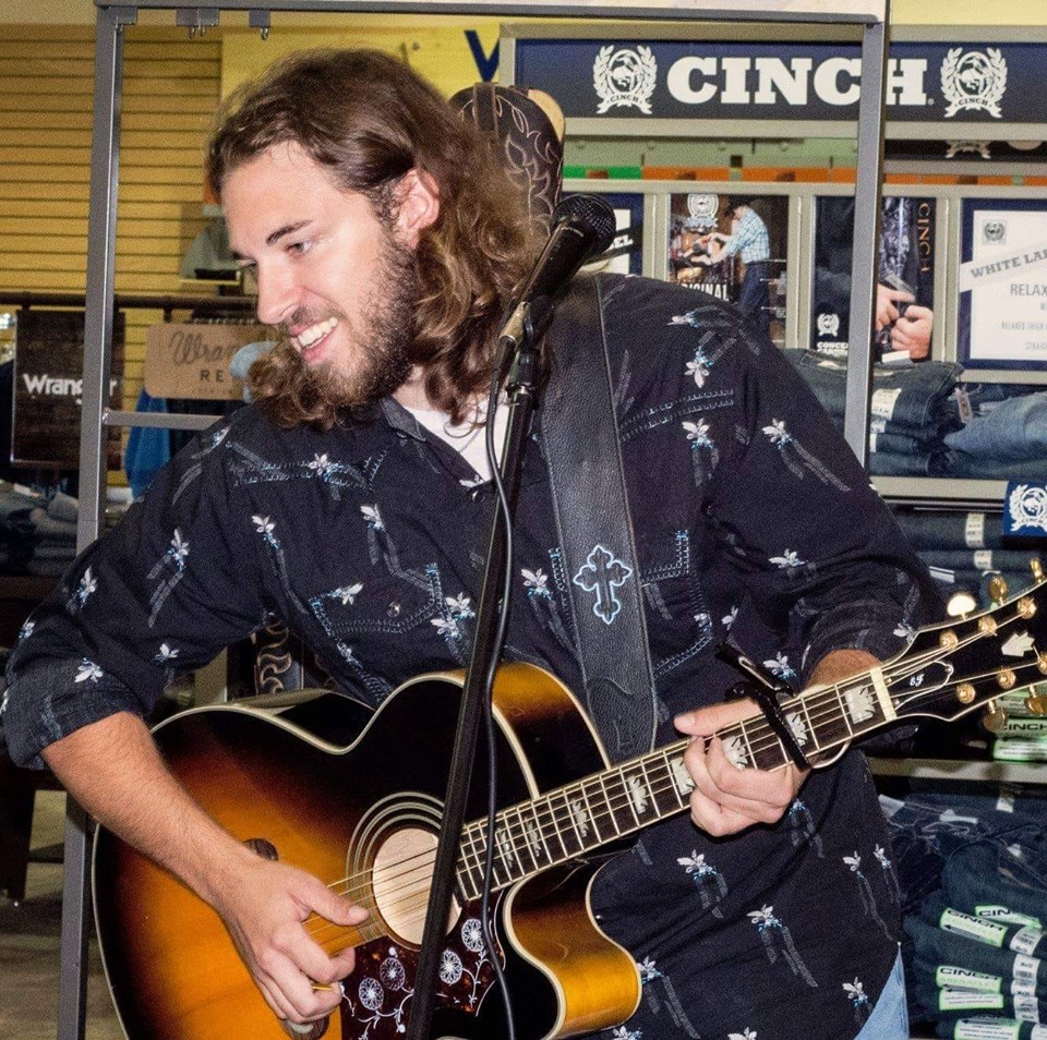 Trace Johnson Promises Personal, Healing Music That Makes Listeners ...