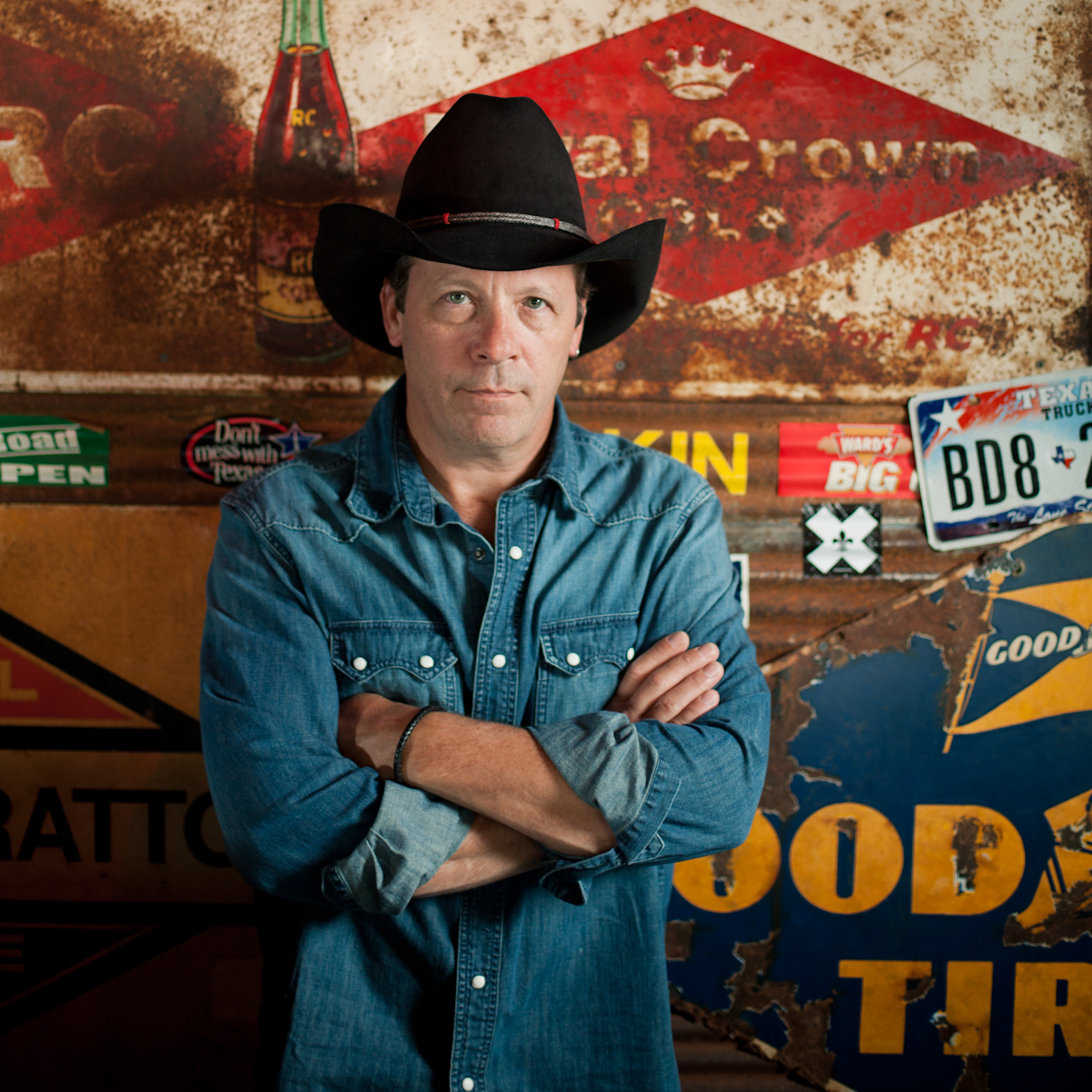 “A Song Away From You;” The Scott McQuaig Story – Pro Country