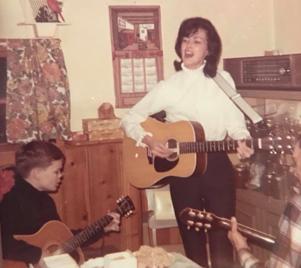 “In a Different Light;” The Doug Stone Story (So Far) – Pro Country