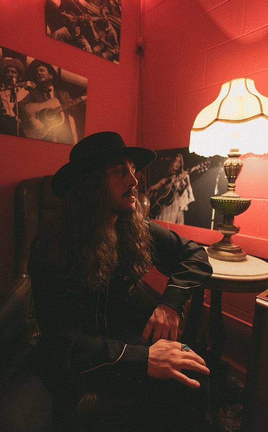 Zach Willdee Delves into Heartache with Debut Single, “Take the Sign ...