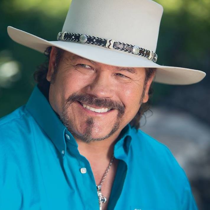 Stepping Into the Circle: Michael Peterson, Buddy Jewell and Jeannie ...