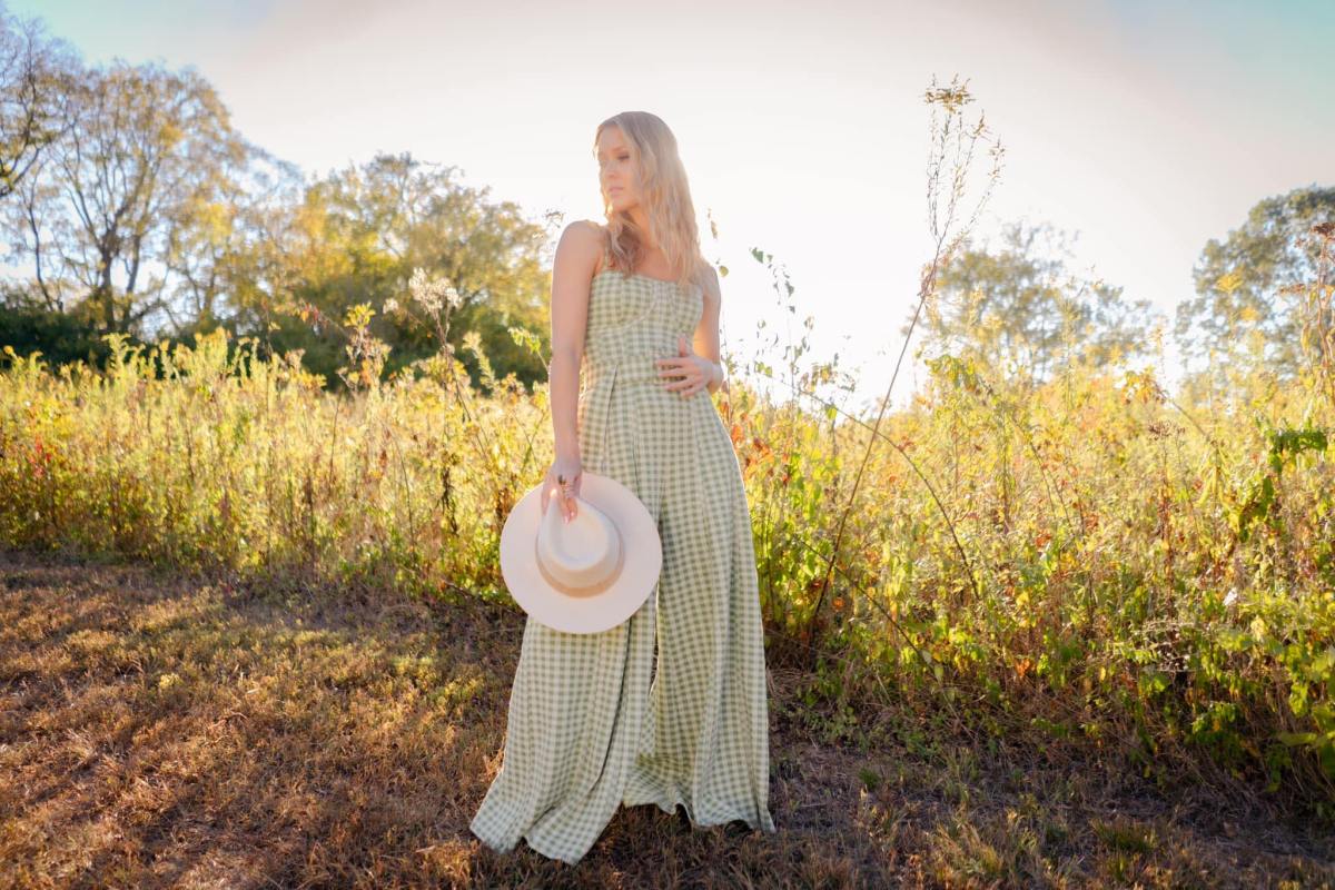 Bonner Rhae Finds Her Path with Debut Album, ‘Forward Address’ – Pro ...