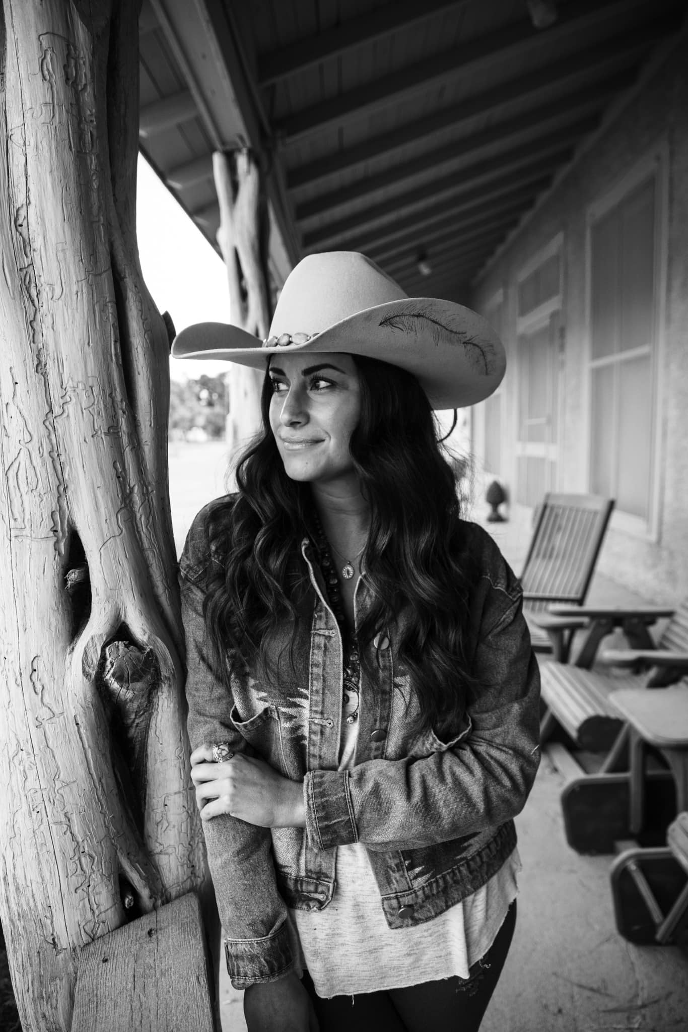 Alyssa Micaela Sticks to Her Guns on Debut Album ‘The Hard Way’ – Pro ...
