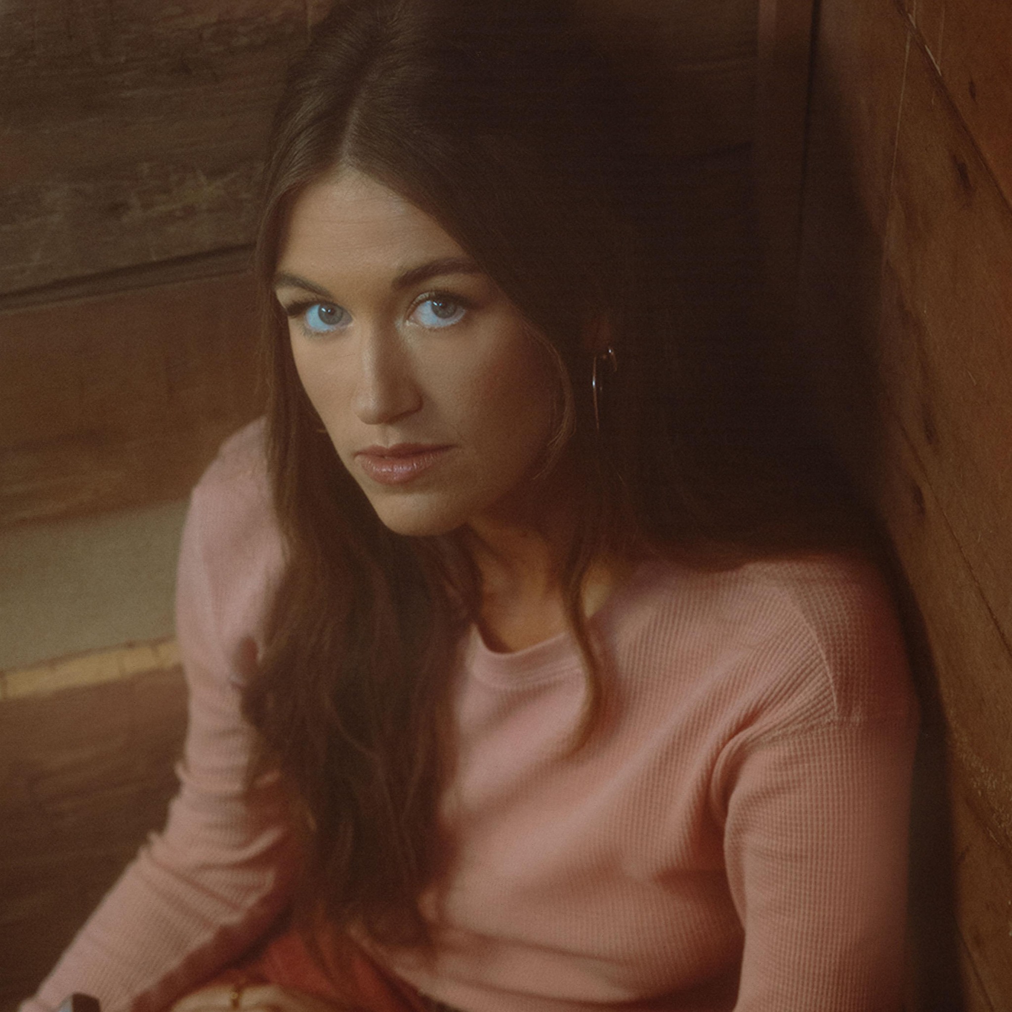 Lauren Watkins Offers a Journey Through Every Side of a Heartbreak with ...
