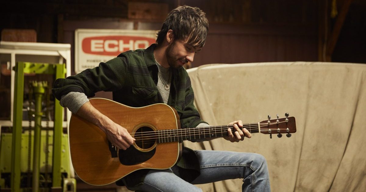 Ten Years After “Country,” Mo Pitney’s Musical Garden is Fuller Than ...