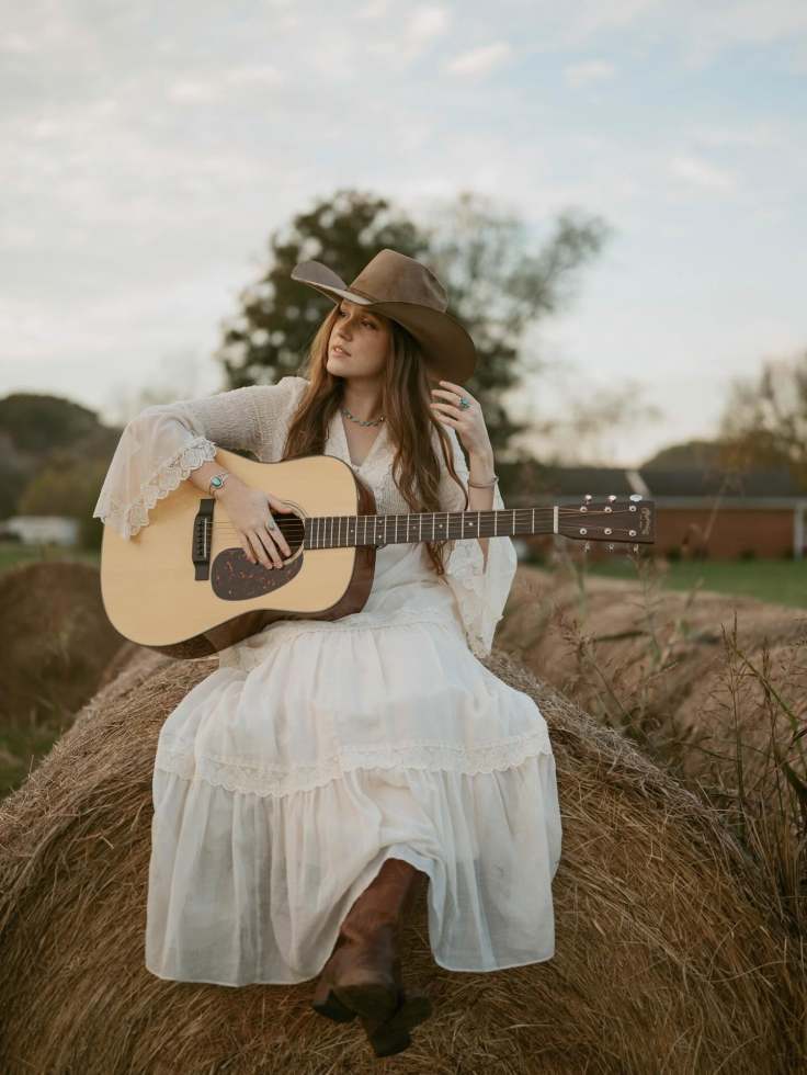 Gloria Anderson Pens a Love Letter to Small Towns with Debut Album ...